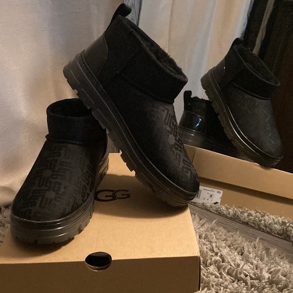 UGG | Shoes | Ugg Authentic Classic Ultra Mini Monogram Nib 8 Black ...